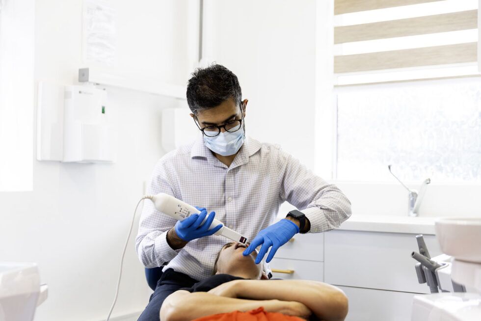Why should I choose an Orthodontic Dentist over buying Aligners online ...
